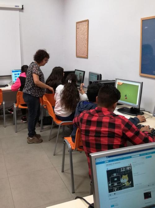 FSG Villaverde imparte el curso Coding4all - Fundación Secretariado Gitano